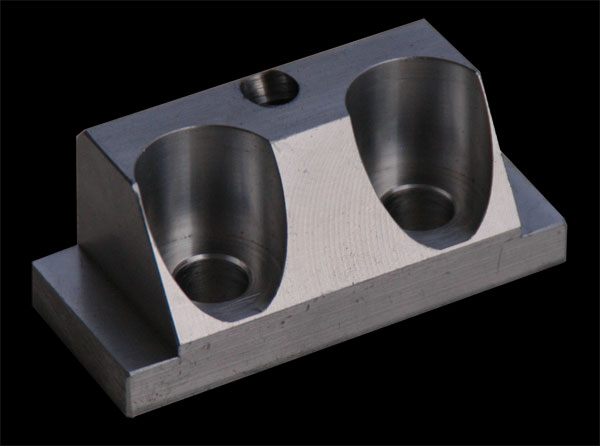 Twin-choke head small block for fixing inlet manifold Art. 138A